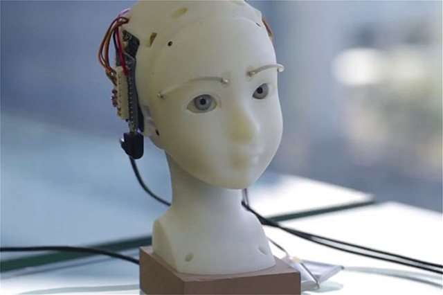 Video: This robot has the most expressive and realistic eyes you’ve ...
